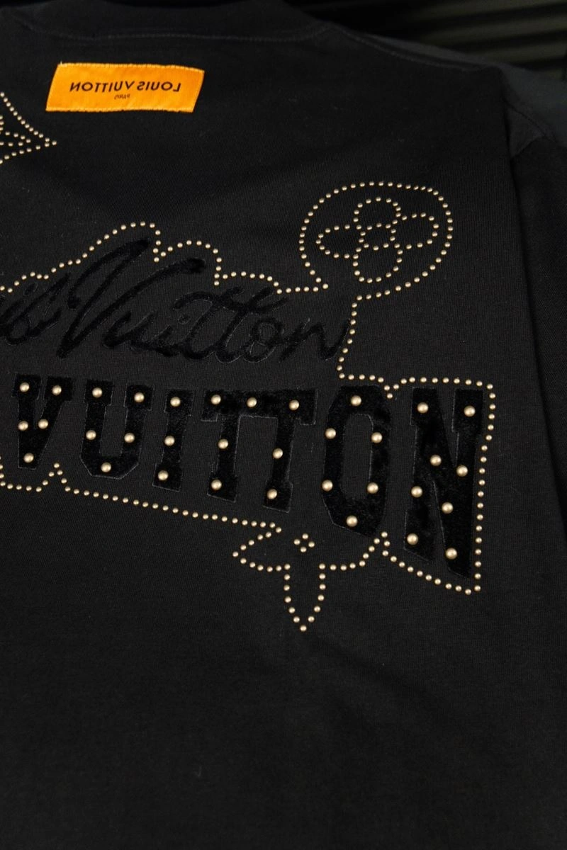Official Louis Vuitton T-Shirts