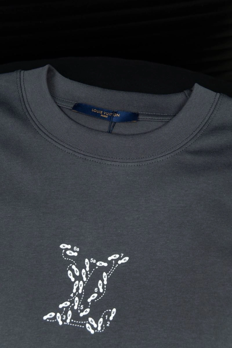 Bargain Louis Vuitton T-Shirts