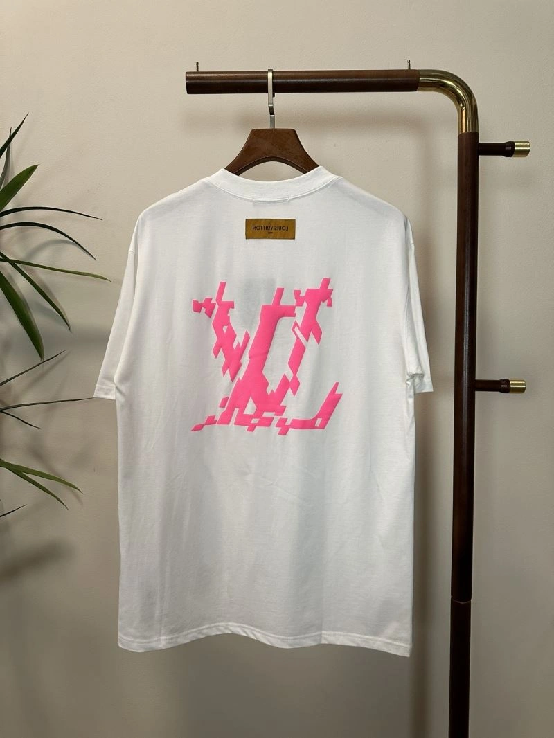 Precise copy Louis Vuitton T-Shirts