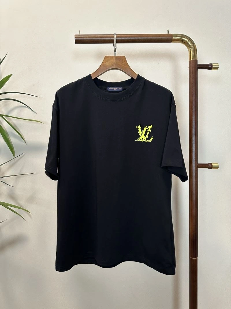 Precise copy Louis Vuitton T-Shirts