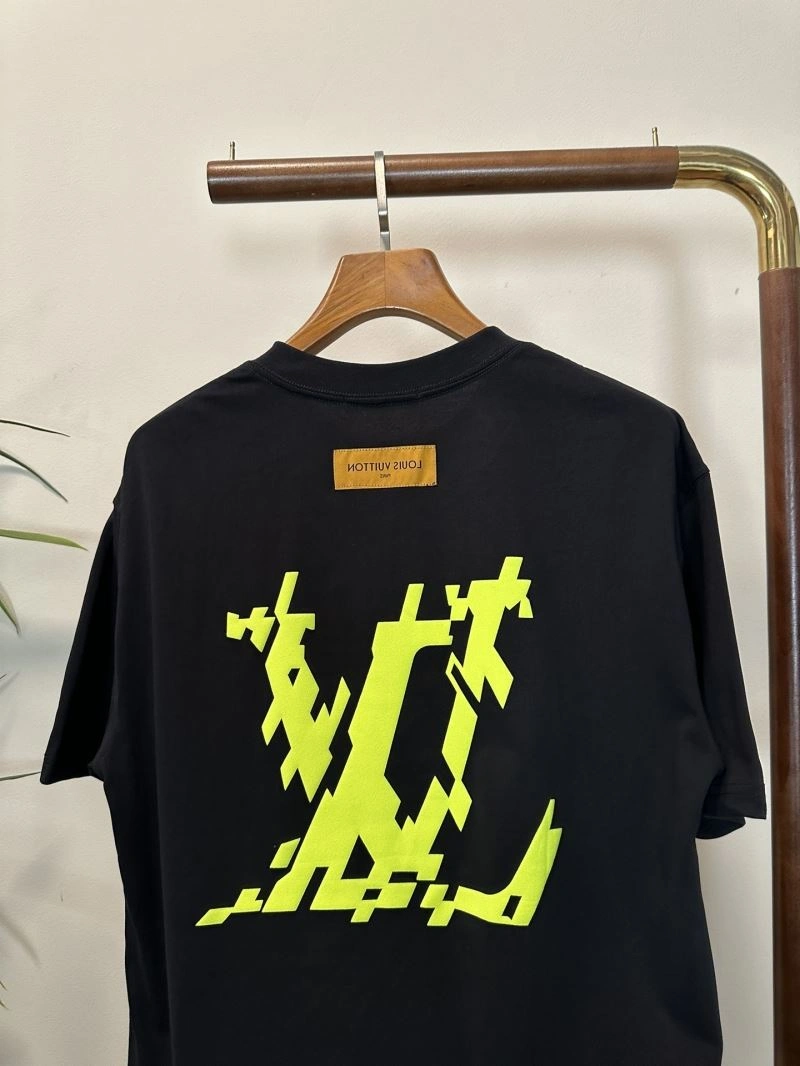 Precise copy Louis Vuitton T-Shirts