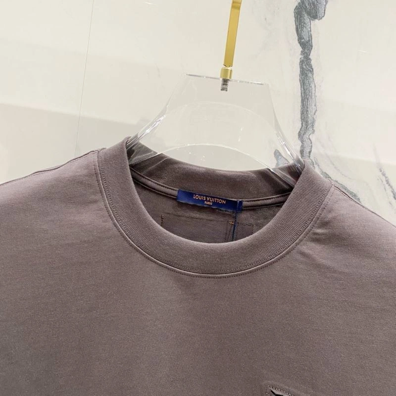 Low-cost Louis Vuitton T-Shirts
