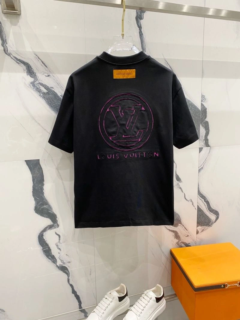 Exact replica Louis Vuitton T-Shirts