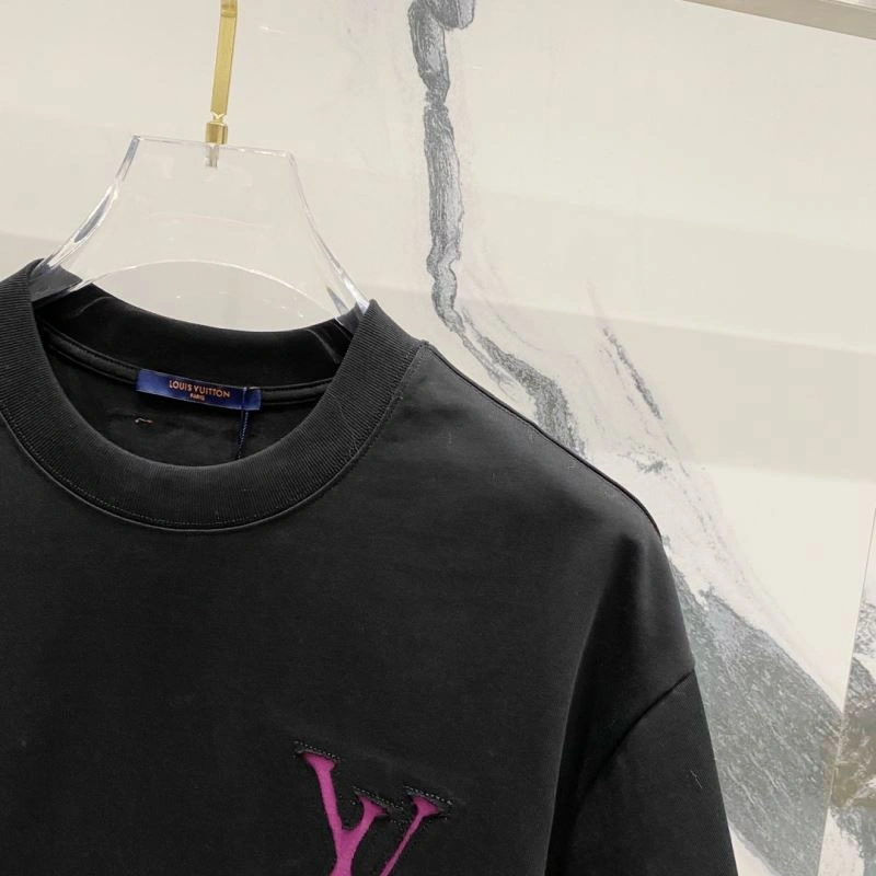Exact replica Louis Vuitton T-Shirts