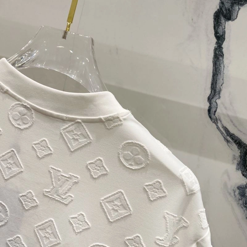 Inexpensive Louis Vuitton T-Shirts
