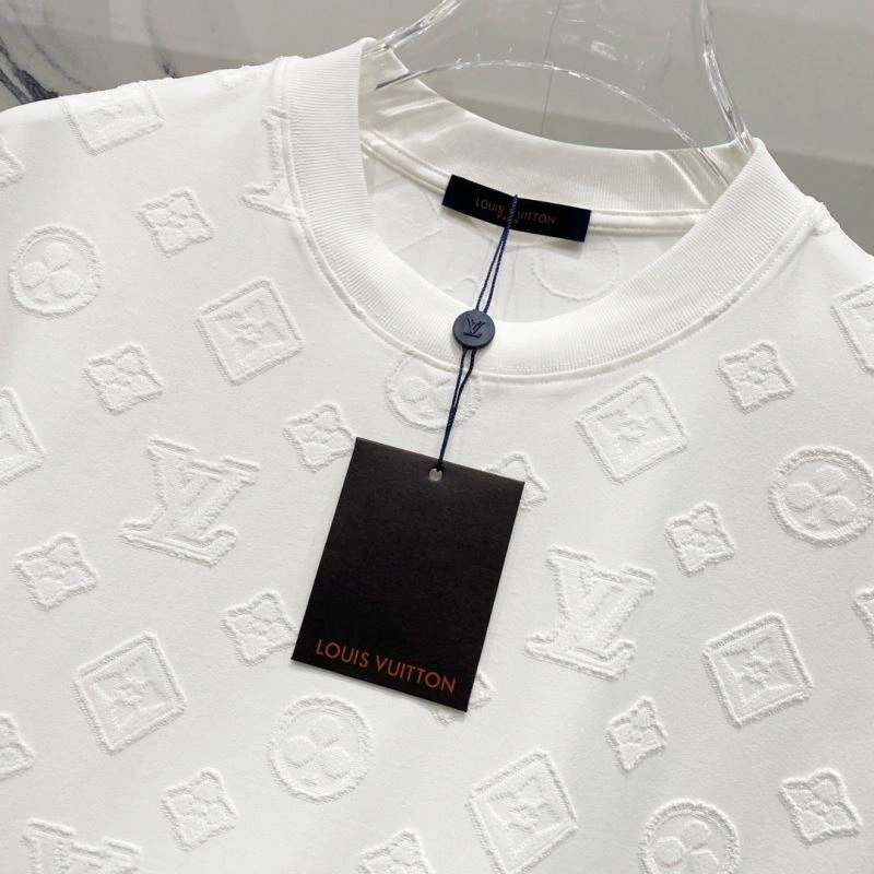 Inexpensive Louis Vuitton T-Shirts