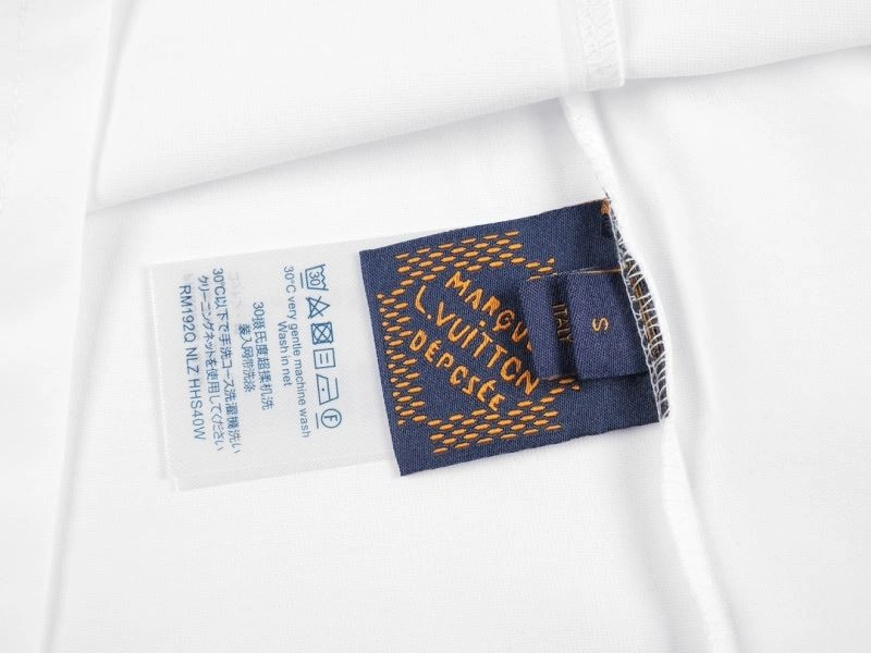Top match Louis Vuitton T-Shirts