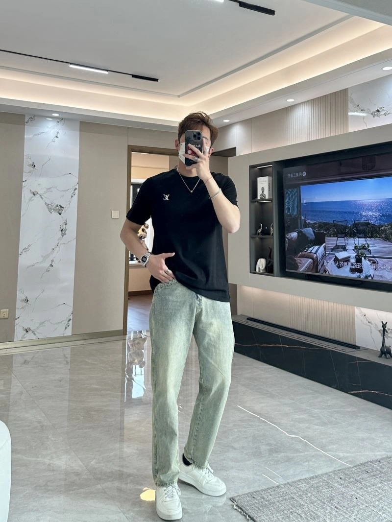 Top mirror Louis Vuitton T-Shirts