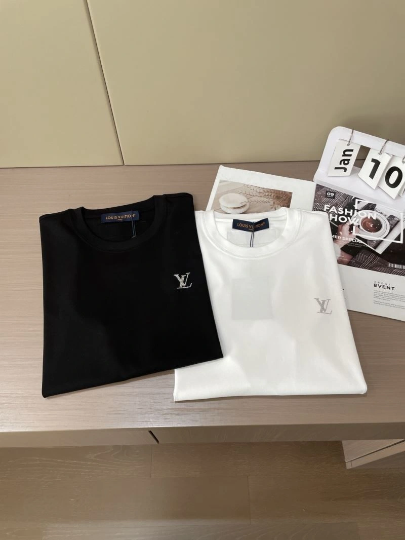 Precise copy Louis Vuitton T-Shirts
