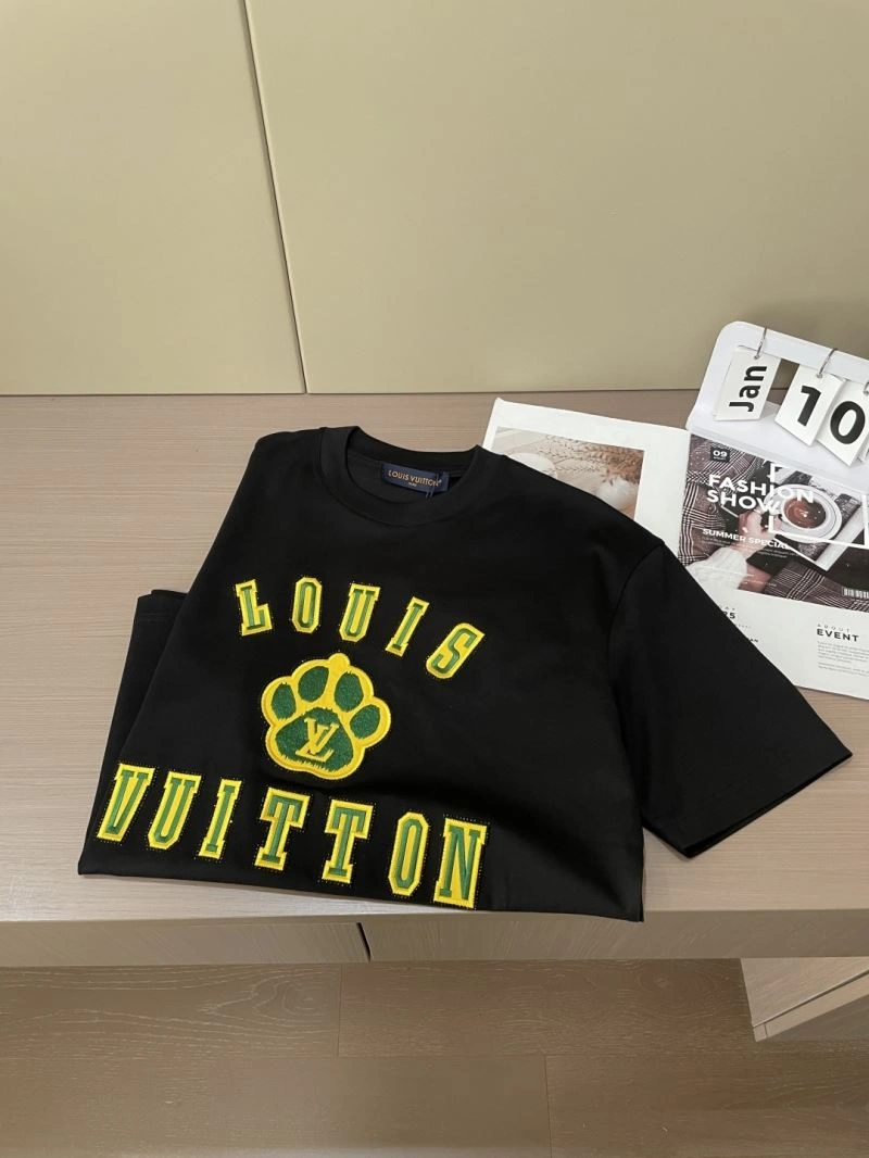 Precise copy Louis Vuitton T-Shirts