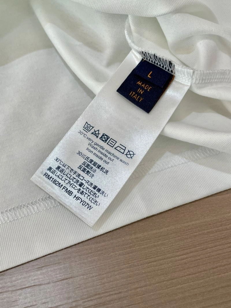 High fidelity Louis Vuitton T-Shirts