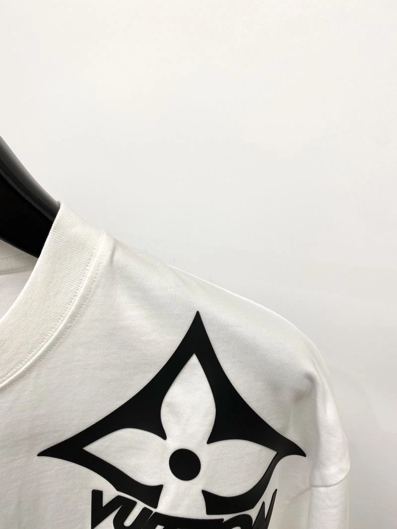Exact replica Louis Vuitton T-Shirts