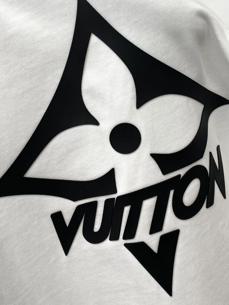 Exact replica Louis Vuitton T-Shirts
