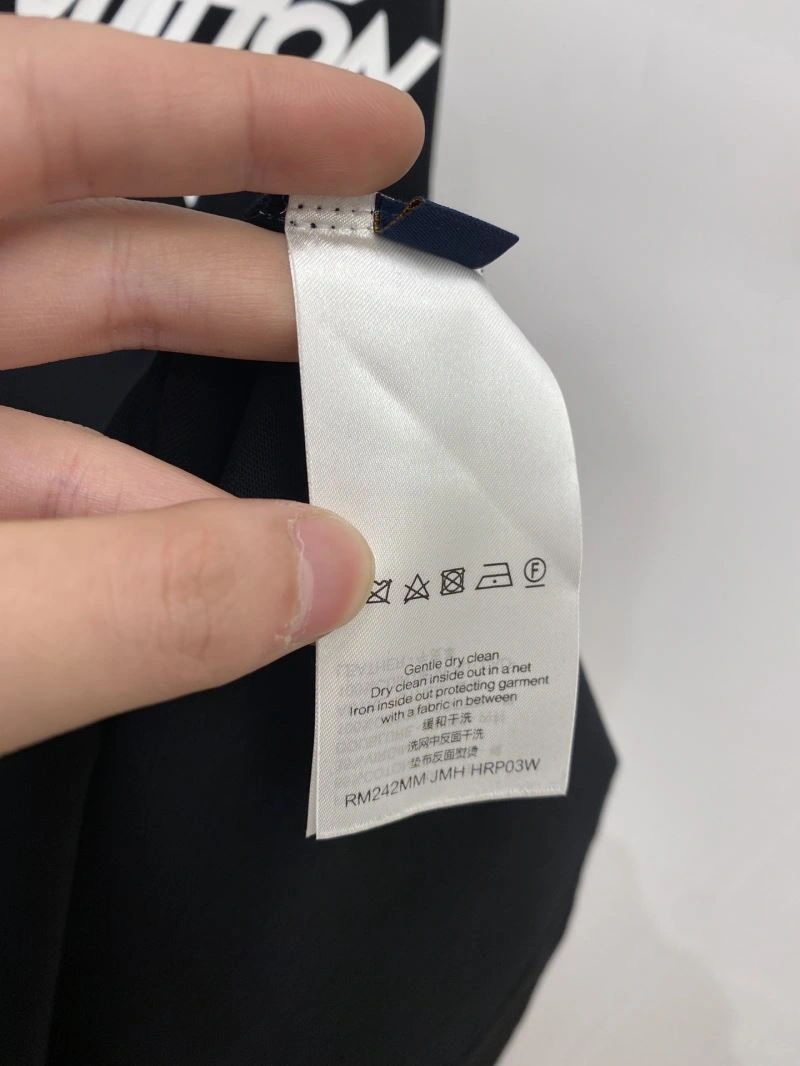 Cut-rate Louis Vuitton T-Shirts