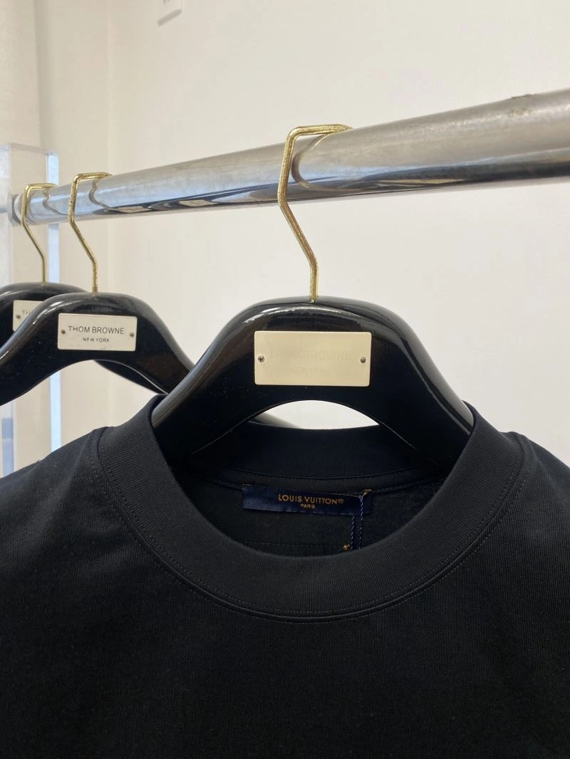 Perfect replica Louis Vuitton T-Shirts