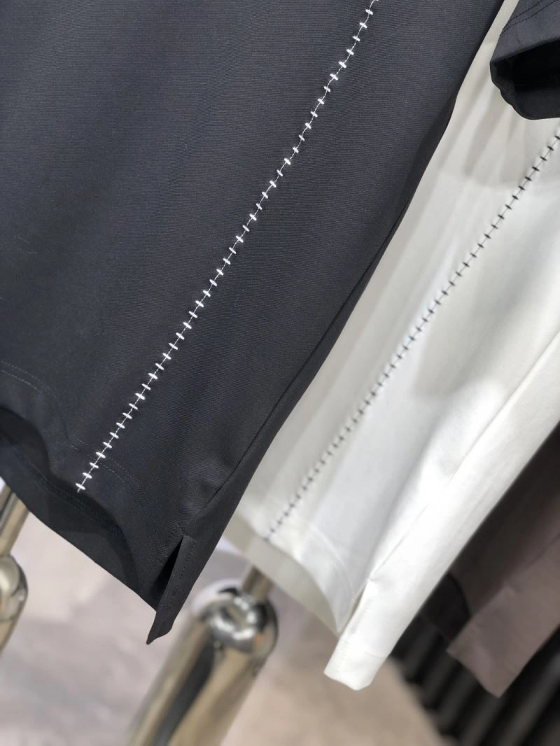 Top match Louis Vuitton T-Shirts