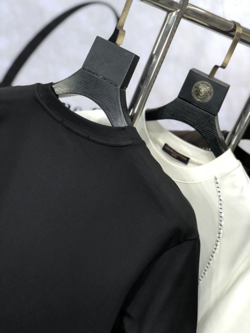 Top match Louis Vuitton T-Shirts