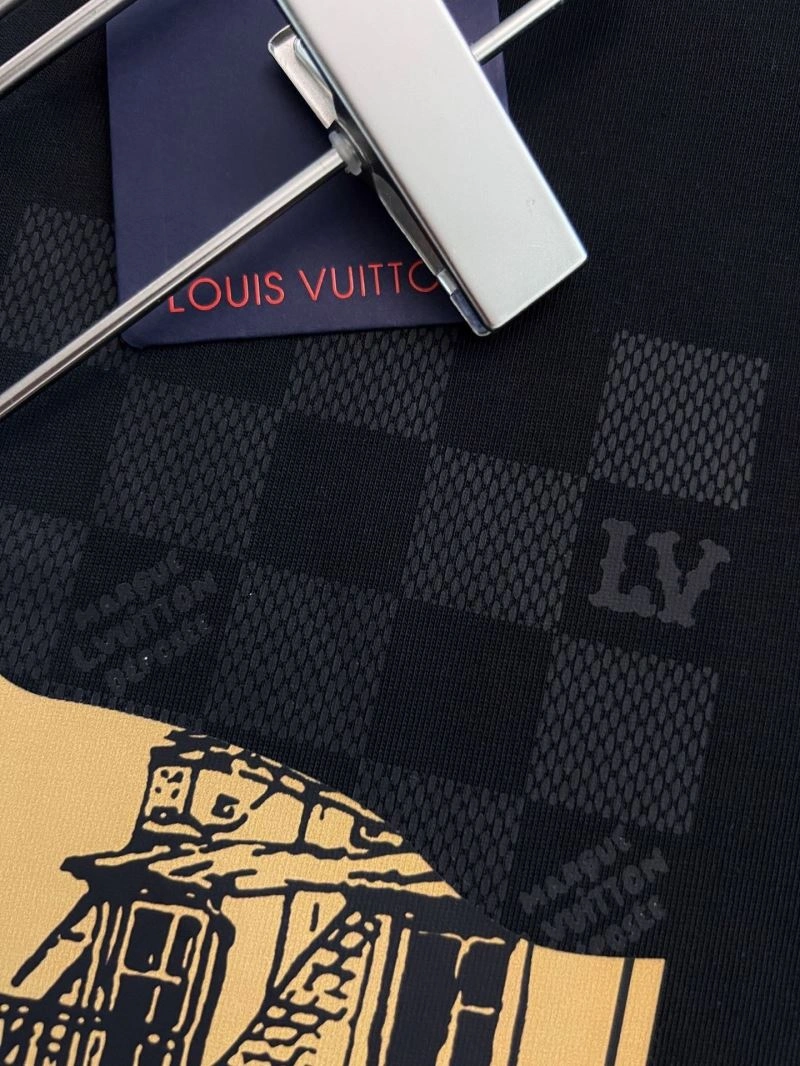 Low-cost Louis Vuitton T-Shirts