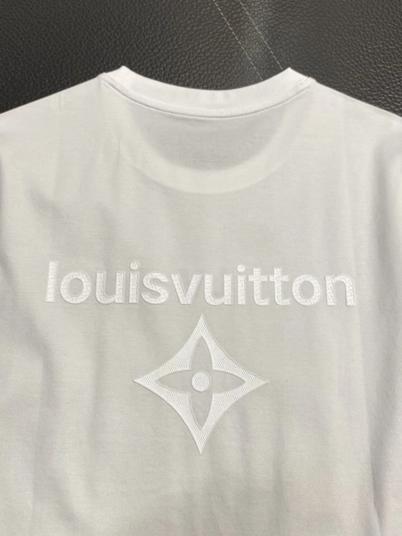 High accuracy Louis Vuitton T-Shirts