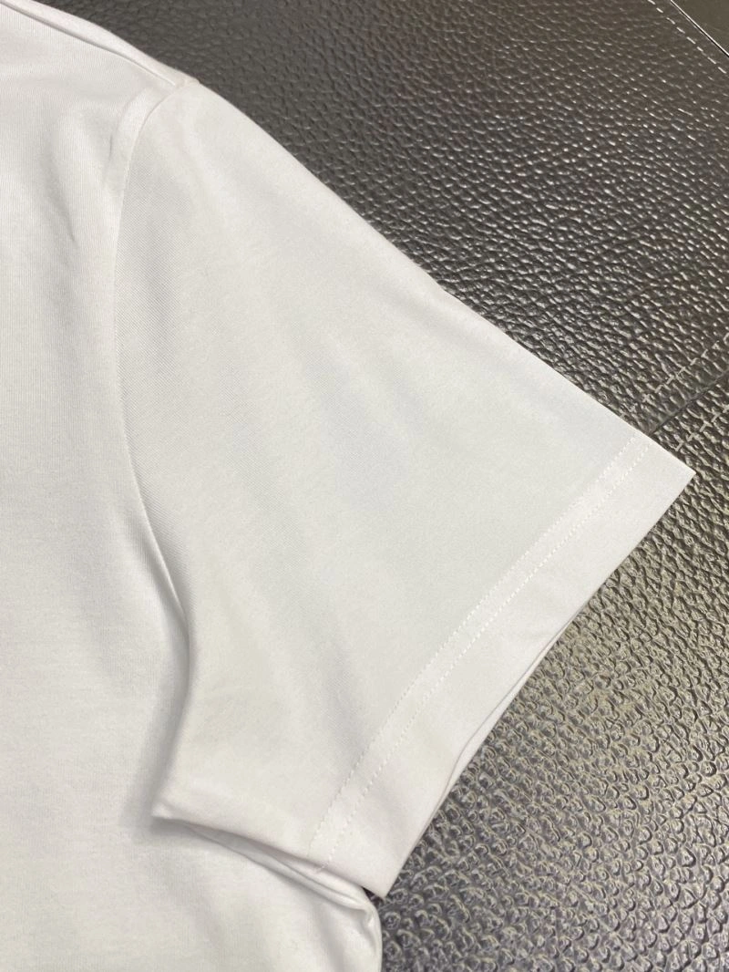 High accuracy Louis Vuitton T-Shirts