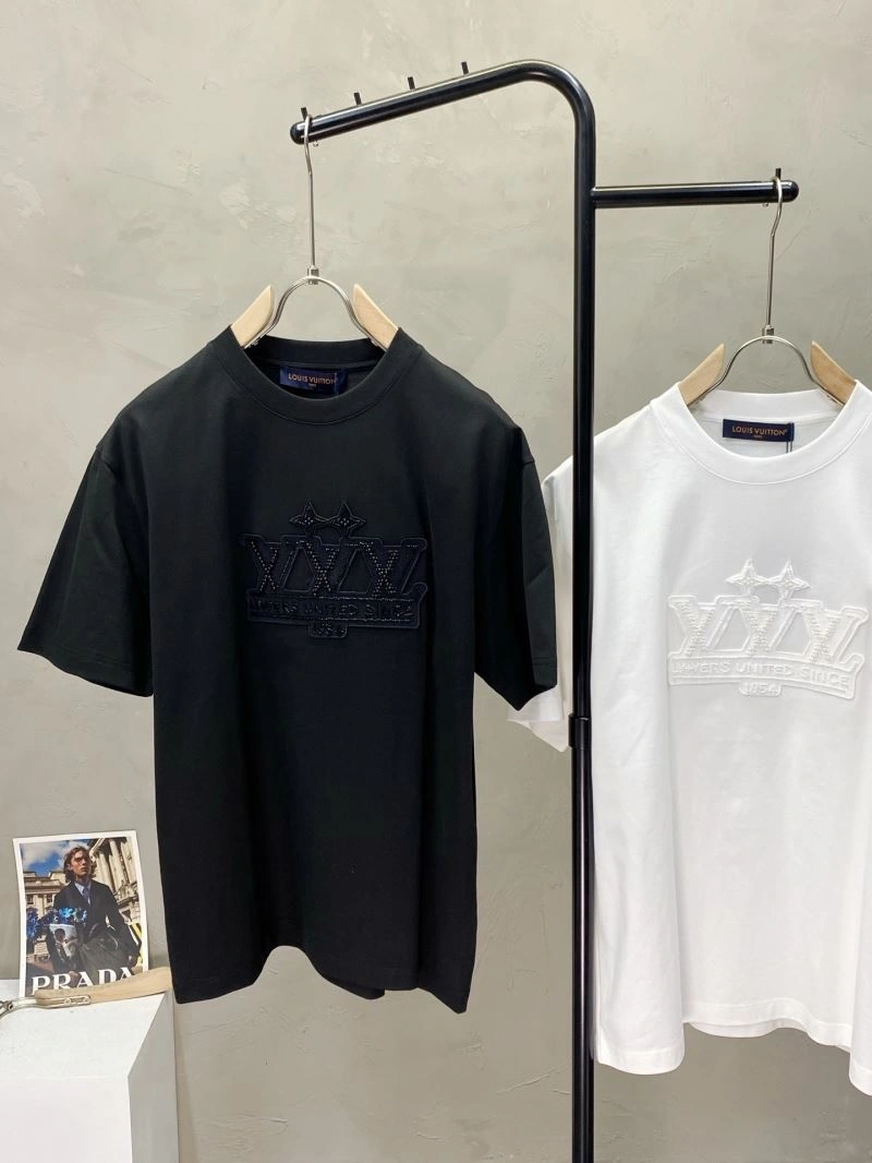 Low-cost Louis Vuitton T-Shirts