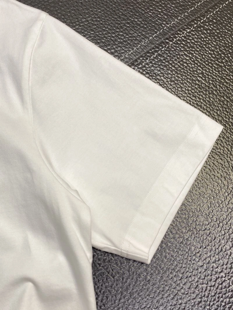 Low-cost Louis Vuitton T-Shirts