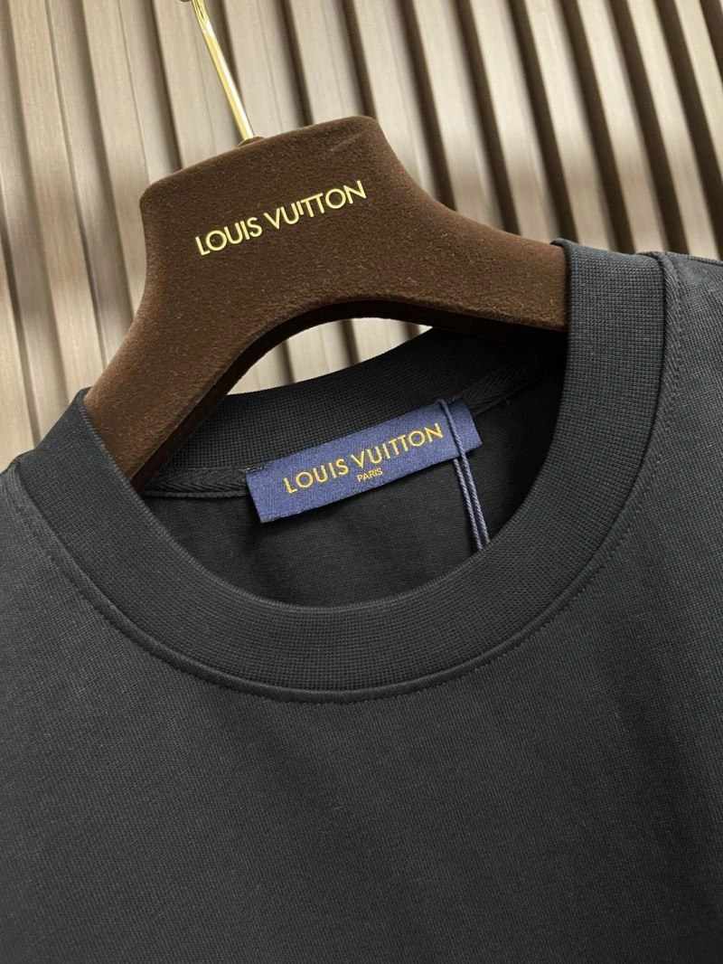Exact replica Louis Vuitton T-Shirts