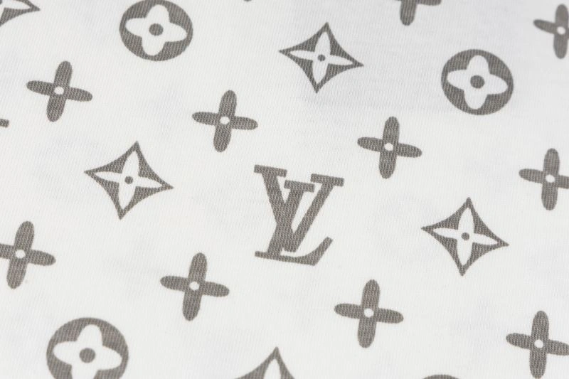 High fidelity Louis Vuitton T-Shirts