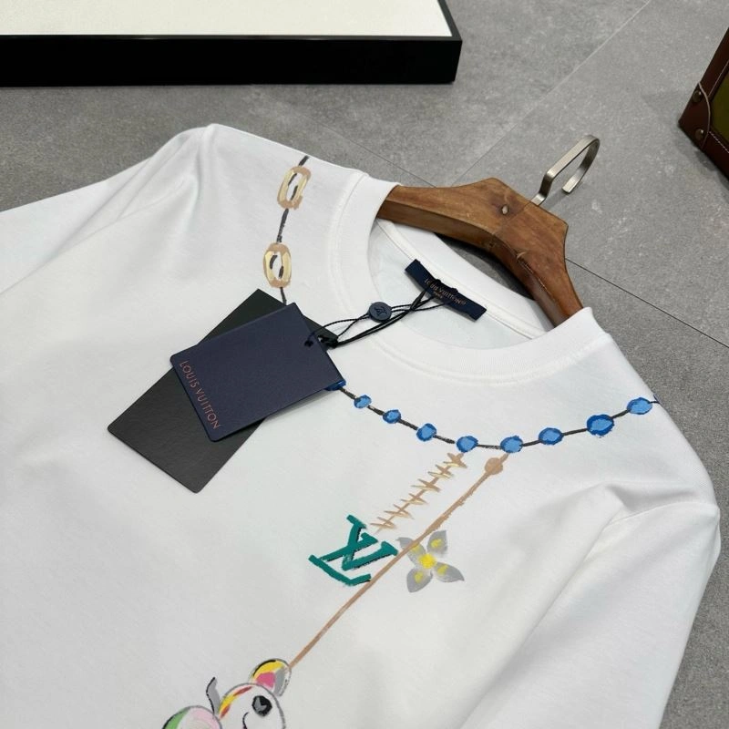 High fidelity Louis Vuitton T-Shirts