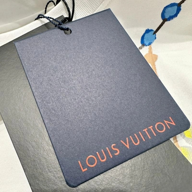 High fidelity Louis Vuitton T-Shirts