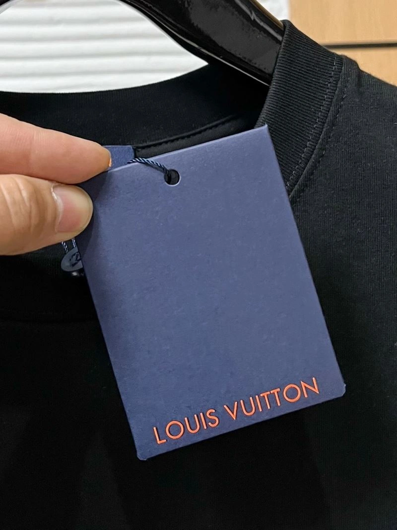 Indistinguishable Louis Vuitton T-Shirts