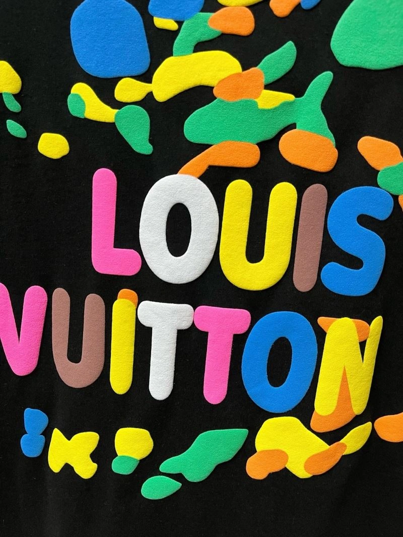 Indistinguishable Louis Vuitton T-Shirts