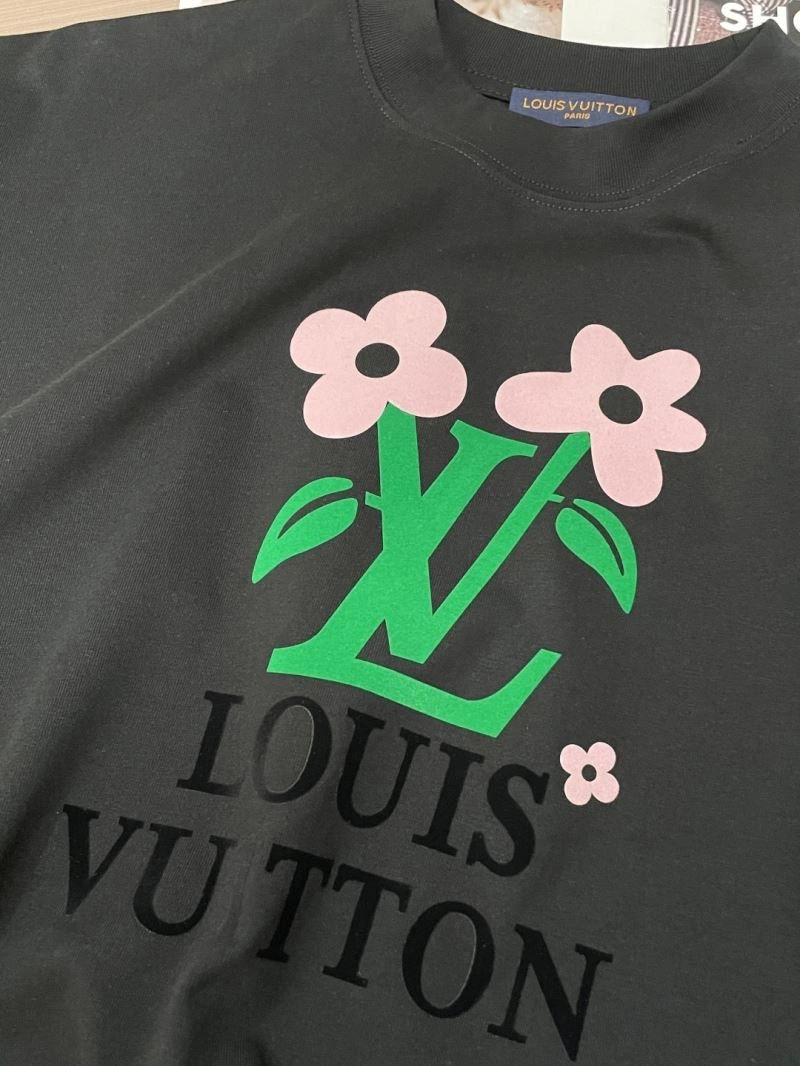 Bargain Louis Vuitton T-Shirts