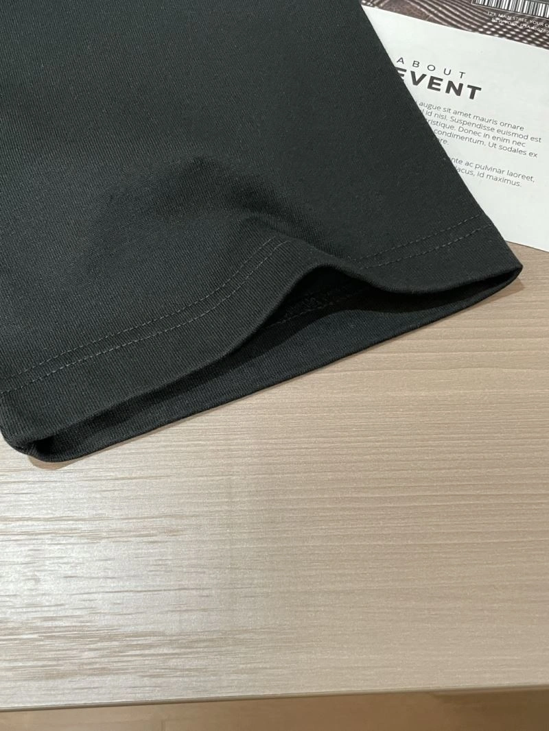 Bargain Louis Vuitton T-Shirts