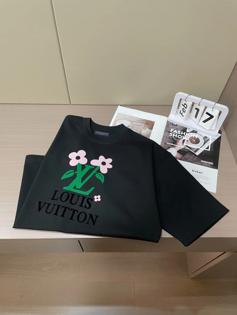 Bargain Louis Vuitton T-Shirts