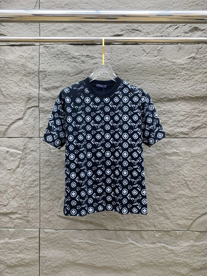 Bargain Louis Vuitton T-Shirts