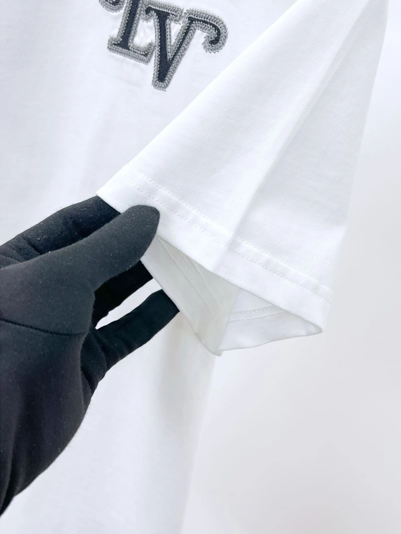 High fidelity Louis Vuitton T-Shirts