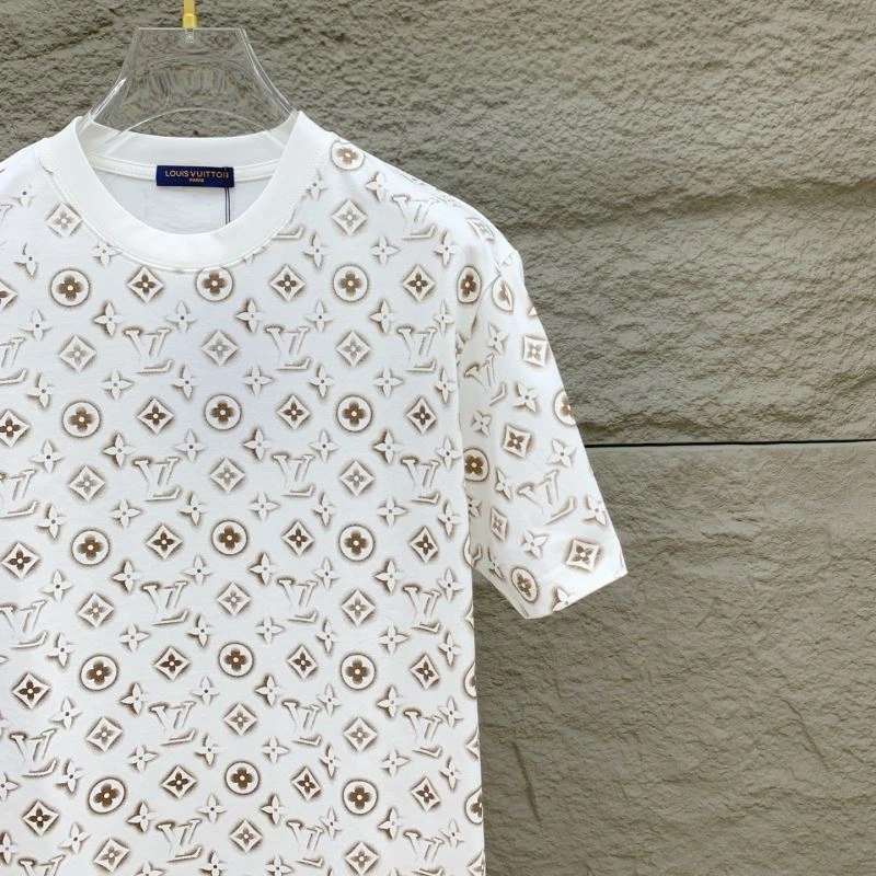 Factory-made Louis Vuitton T-Shirts