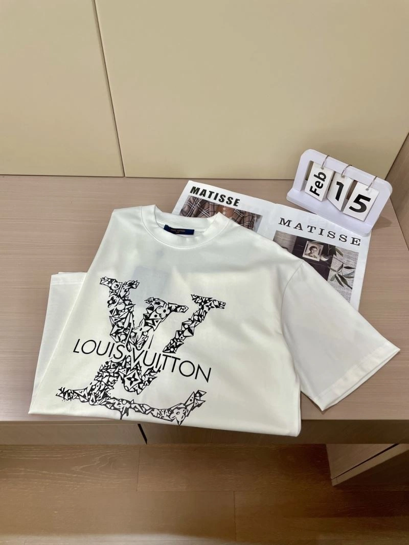 High accuracy Louis Vuitton T-Shirts
