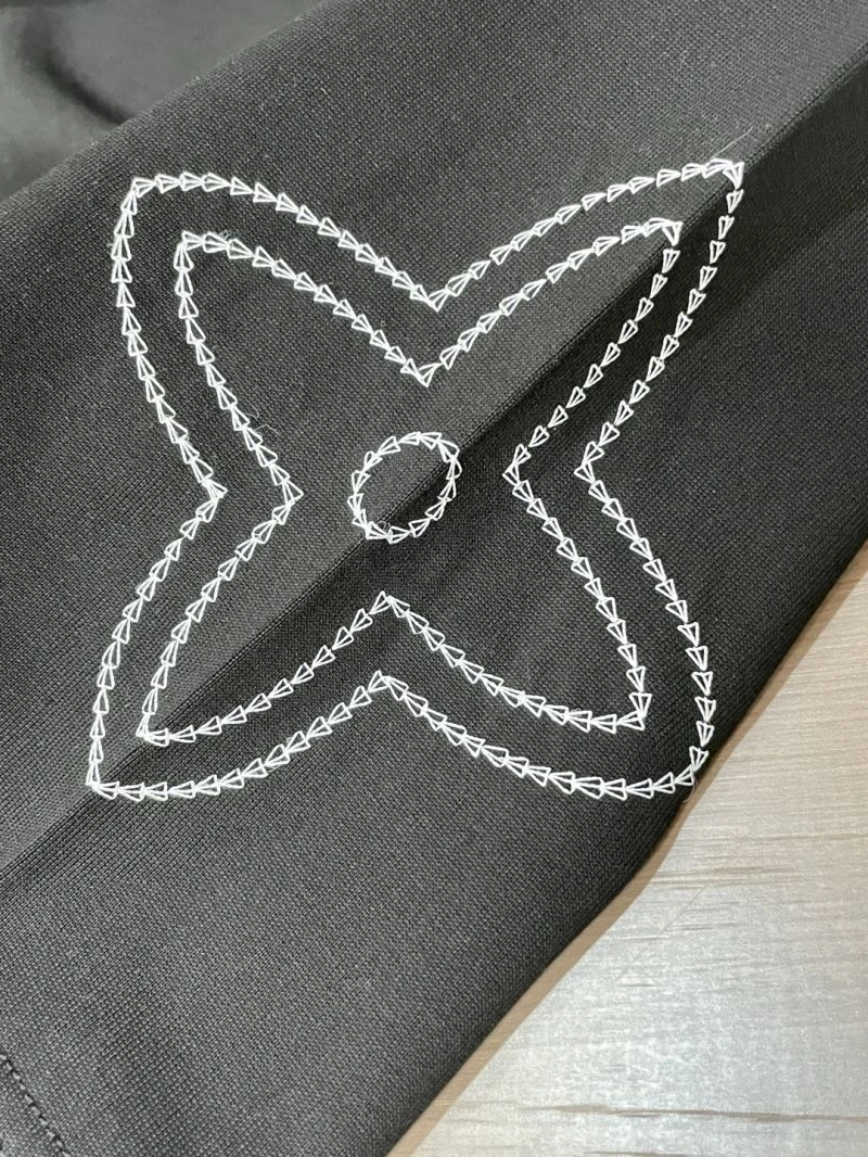 Discounted Louis Vuitton T-Shirts