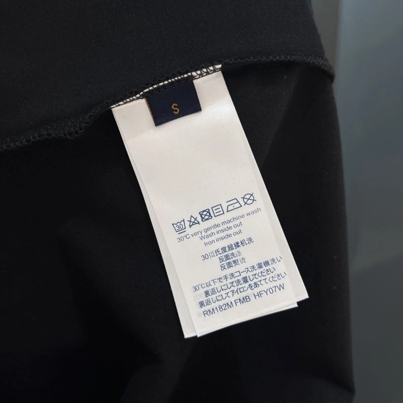 Inexpensive Louis Vuitton T-Shirts
