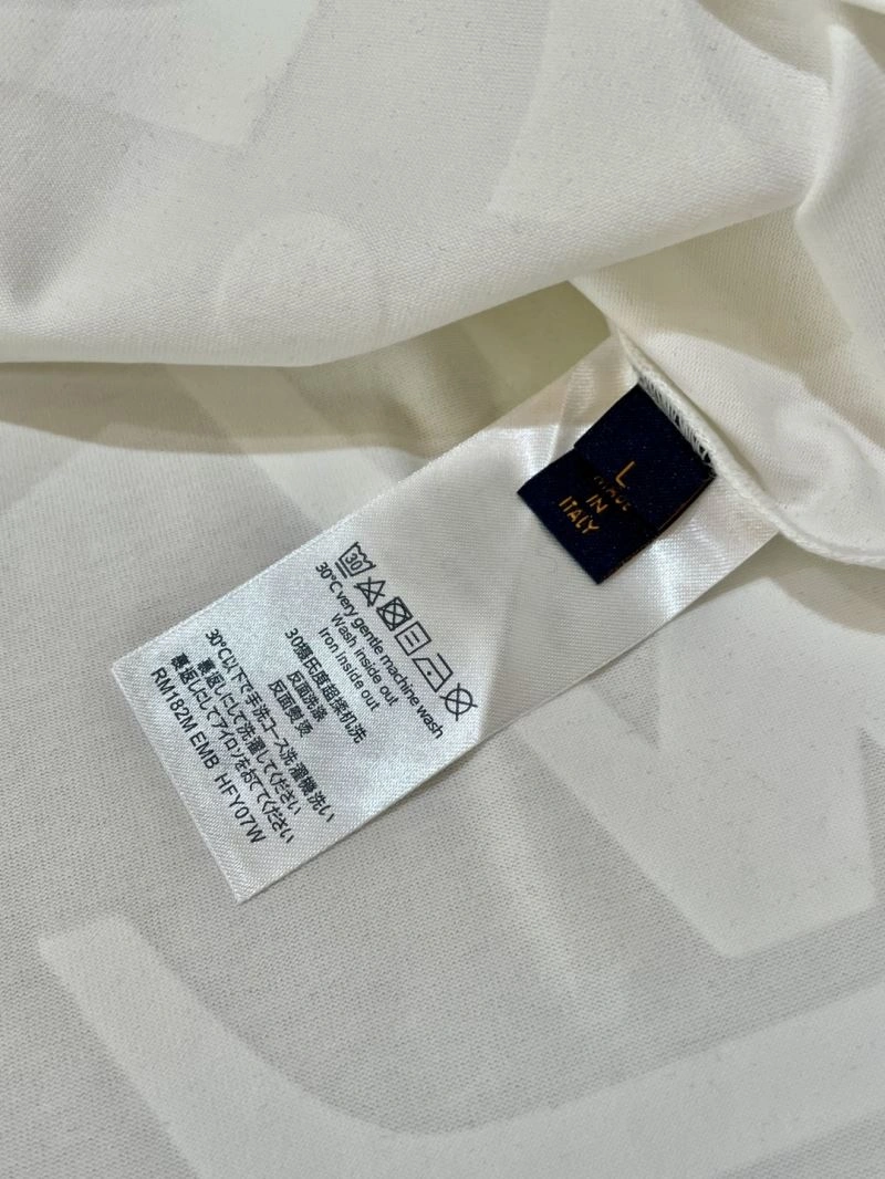 Low-cost Louis Vuitton T-Shirts