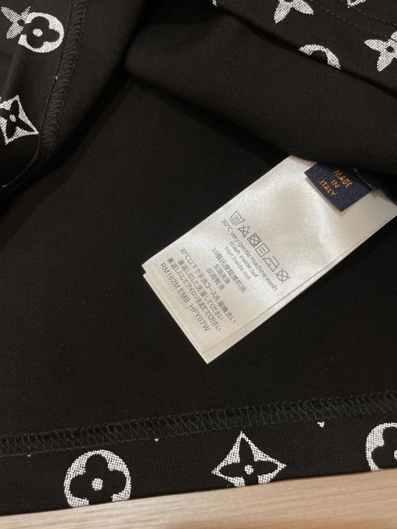 Mirror quality Louis Vuitton T-Shirts