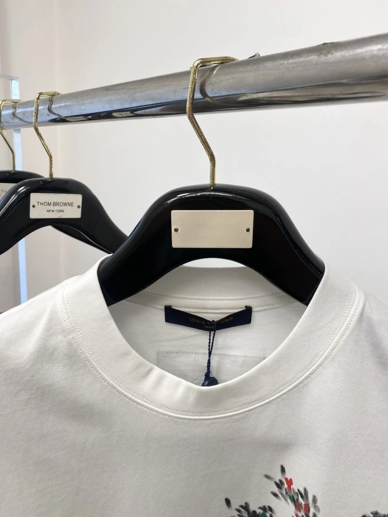 1:1 copy Louis Vuitton T-Shirts
