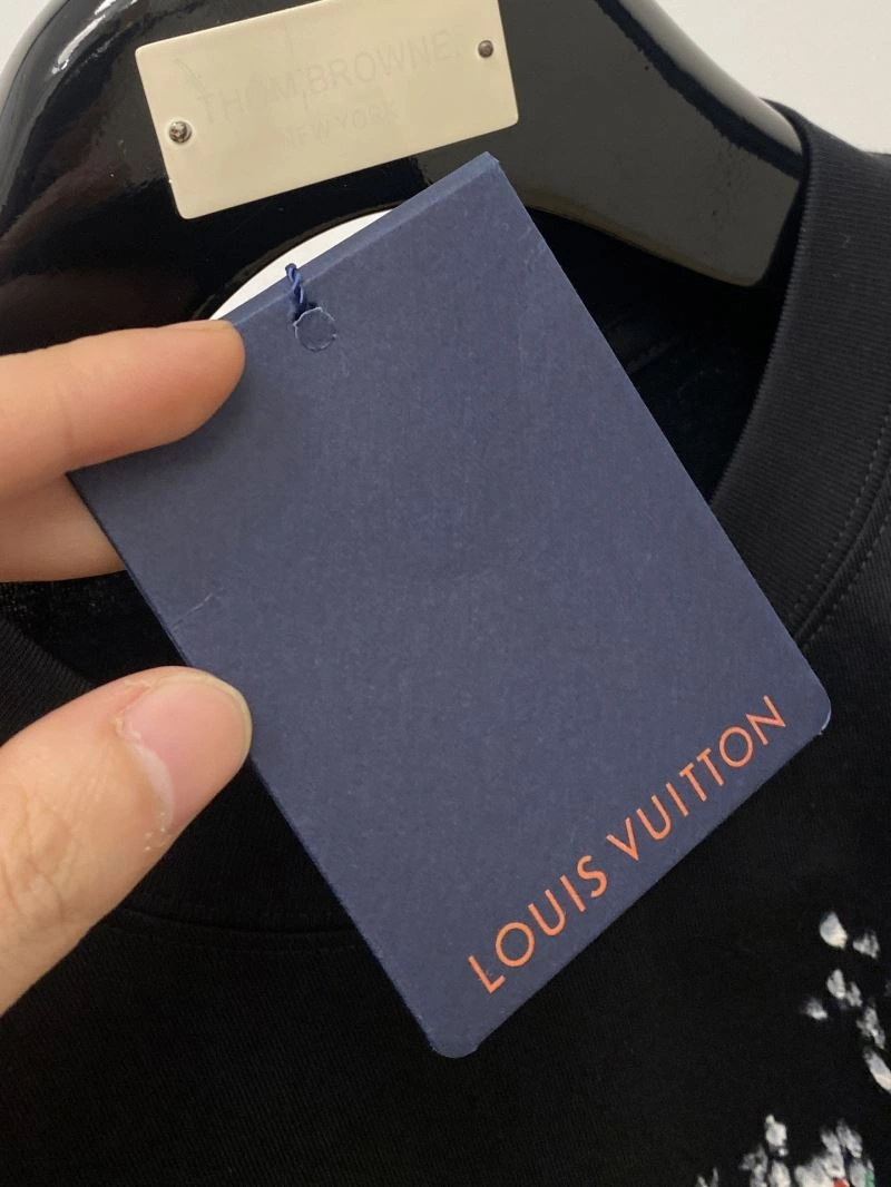 Low-cost Louis Vuitton T-Shirts