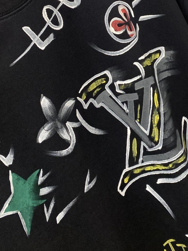 Indistinguishable Louis Vuitton T-Shirts