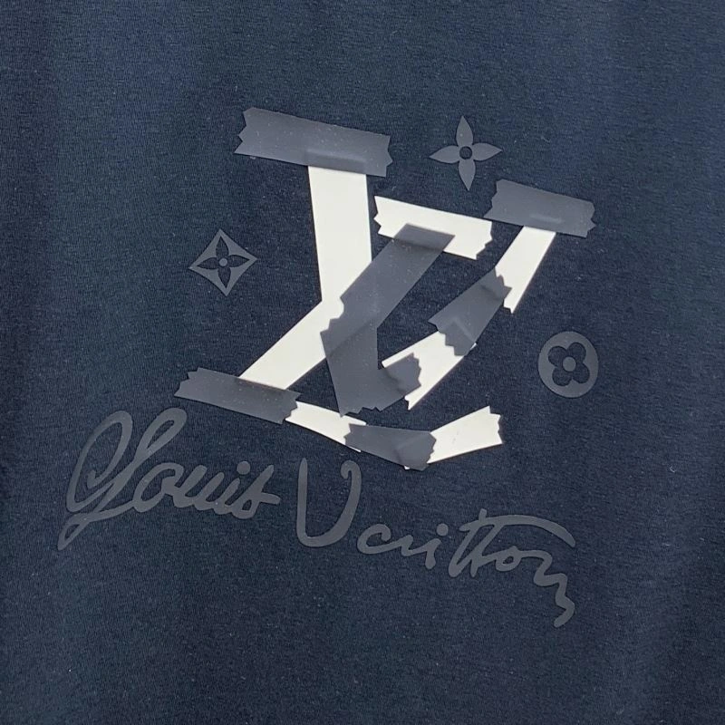Precise copy Louis Vuitton T-Shirts