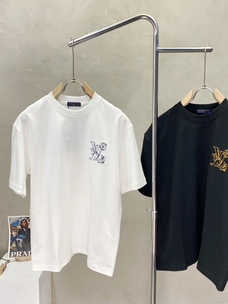 Perfect replica Louis Vuitton T-Shirts