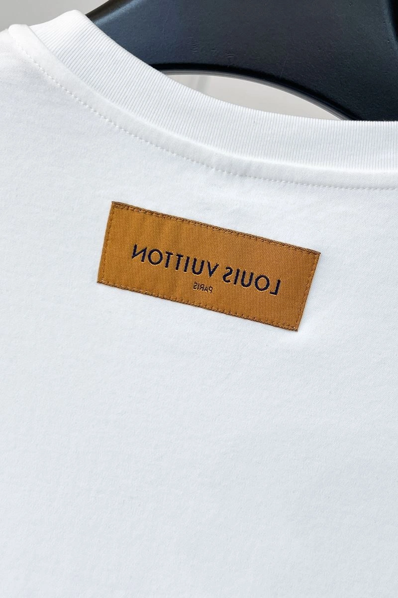 Bargain Louis Vuitton T-Shirts
