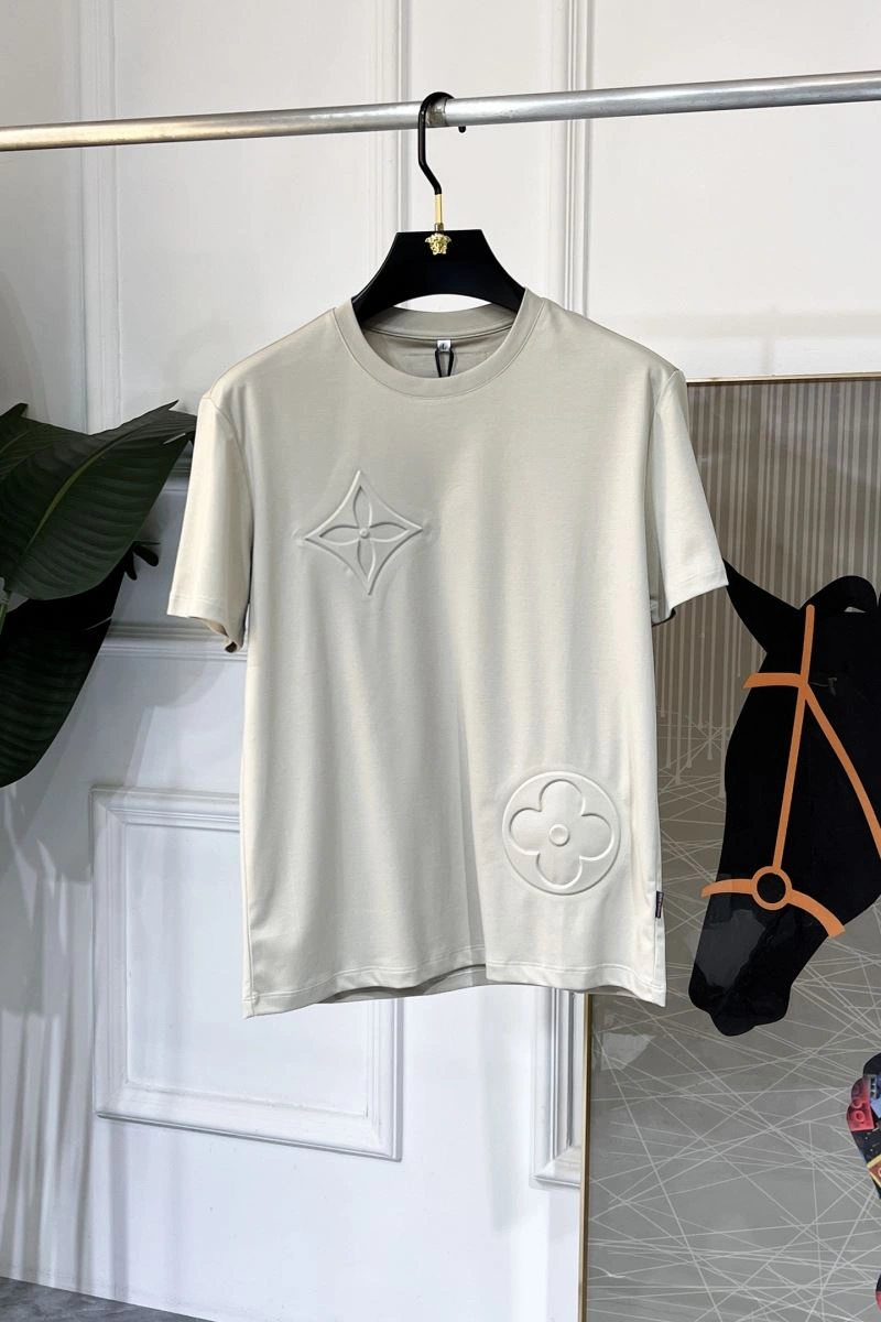 Bargain Louis Vuitton T-Shirts
